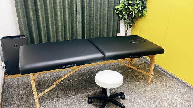 【BASE松戸】松戸駅3分/個室/8人/NURO光・有線LAN/会議 面接/ボドゲ/施術/ネイル/モニター/1F【安い】【綺麗】の写真3