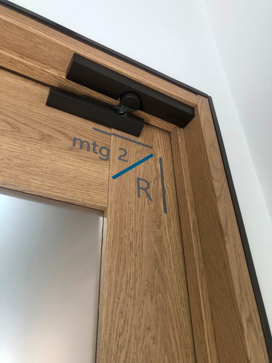 【高田馬場駅徒歩3分】モニター・高速Wi-Fi完備🌼5名会議室✨オープンラウンジ併設で来客対応にも◎の写真9