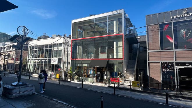 原宿キャットストリートに佇む2Fレンタルスペース。全面ガラス、釘打ちOK。賑わうロケーションで上質なイベントを。の写真23