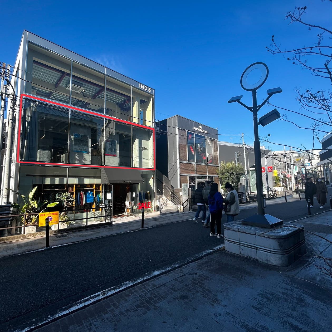 原宿キャットストリートに佇む2Fレンタルスペース。全面ガラス、釘打ちOK。賑わうロケーションで上質なイベントを。の写真24