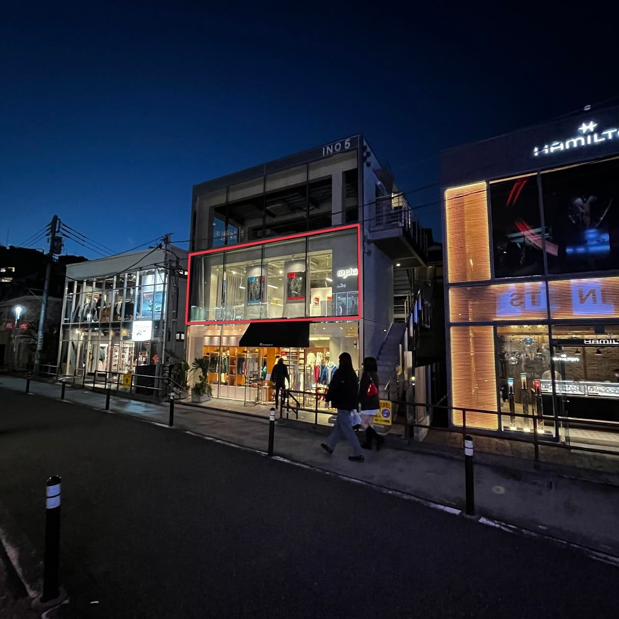 原宿キャットストリートに佇む2Fレンタルスペース。全面ガラス、釘打ちOK。賑わうロケーションで上質なイベントを。の写真27