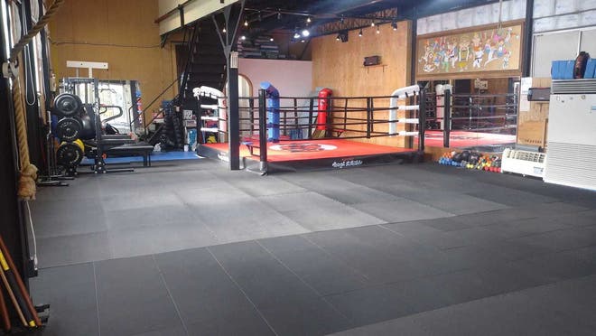 スポーツ【tough武蔵浦和】160㎡かつ天高5㍍を越える空間を!の写真2