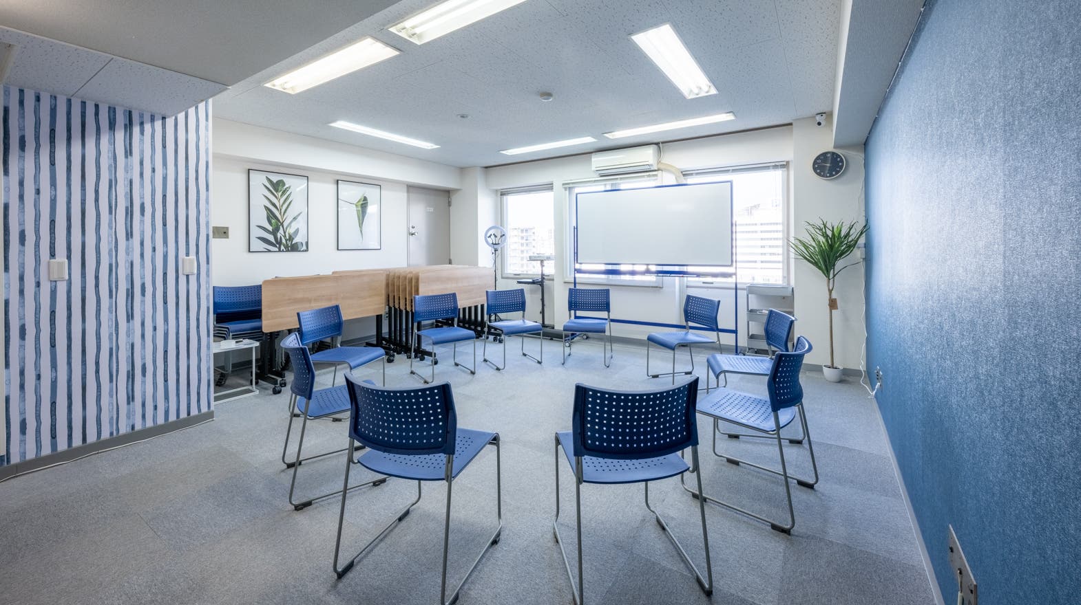 24h/飲食OK/横浜駅２分/リピート利用多/最大30名/設備無料/光高速Wi-Fi/ﾌﾟﾛｼﾞｪｸﾀｰの写真10