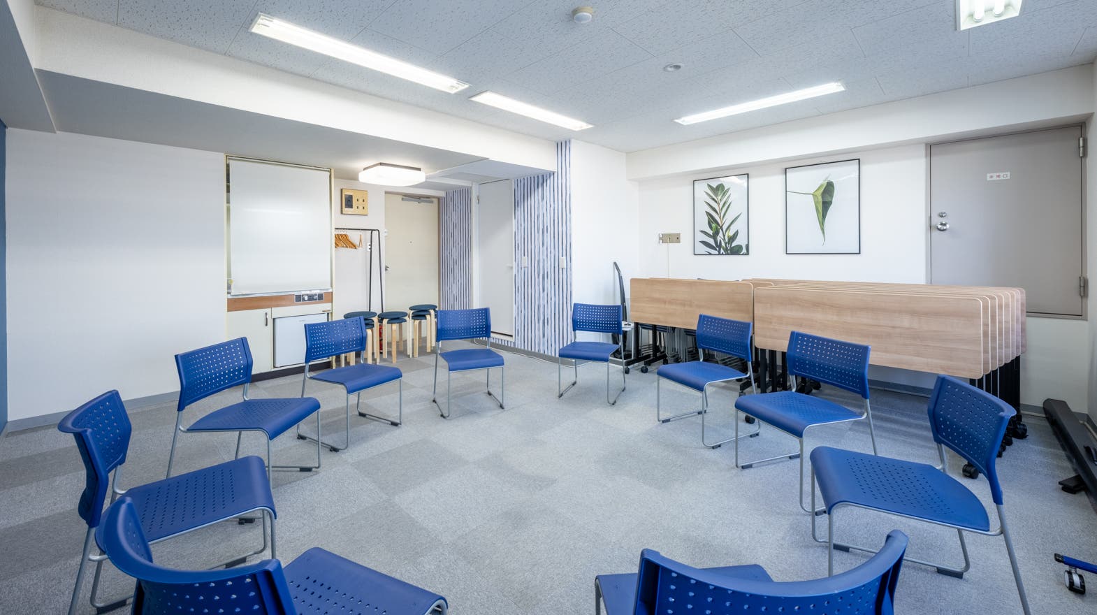 24h/飲食OK/横浜駅２分/リピート利用多/最大30名/設備無料/光高速Wi-Fi/ﾌﾟﾛｼﾞｪｸﾀｰの写真11