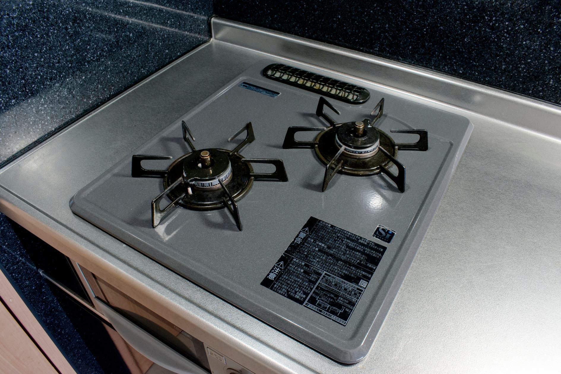 ✨地域最安値挑戦✨【札幌駅徒歩7分】広々居室で大人気ゲームに動画鑑賞✨『502』の写真8