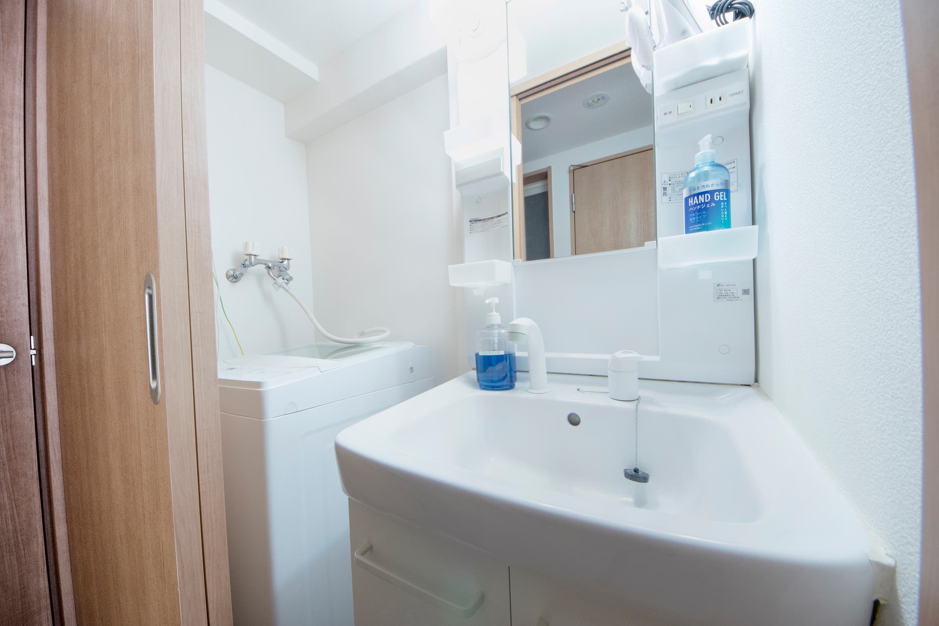 ✨地域最安値挑戦✨【札幌駅徒歩7分】広々居室で大人気ゲームに動画鑑賞✨『502』の写真16