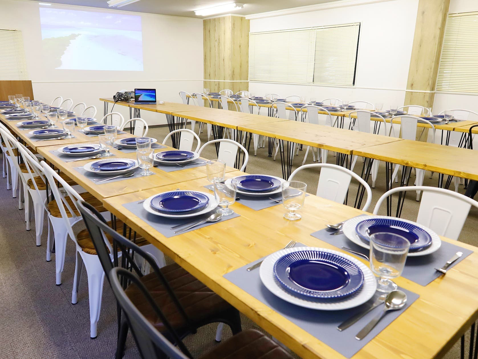 大門駅徒歩1分・浜松町駅徒歩3分/最大40名/飲食、お酒可/セミナー/懇親会/ボードゲームの写真16