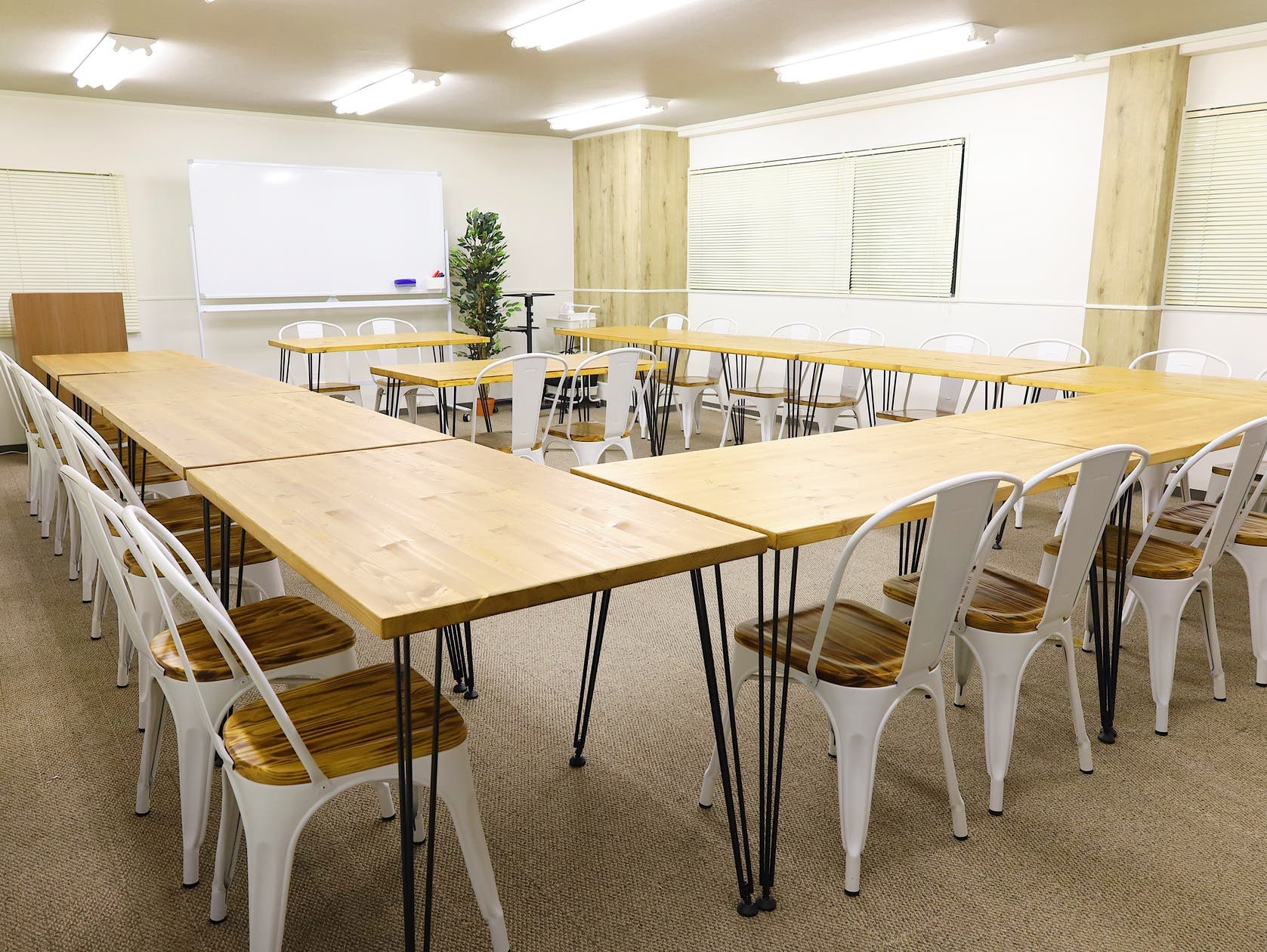 大門駅徒歩1分・浜松町駅徒歩3分/最大40名/飲食、お酒可/セミナー/懇親会/ボードゲームの写真11