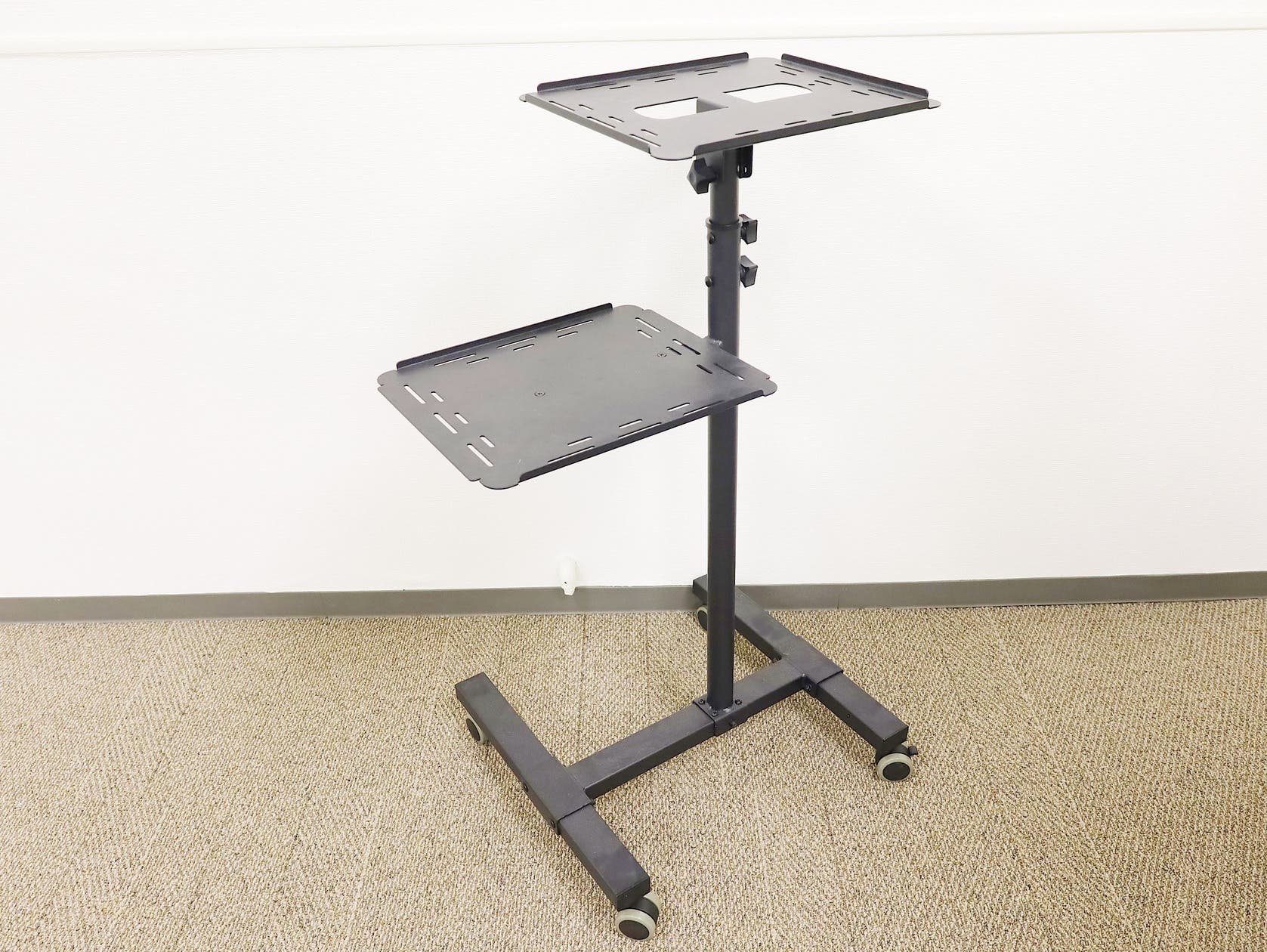 大門駅徒歩1分・浜松町駅徒歩3分/最大40名/飲食、お酒可/セミナー/懇親会/ボードゲームの写真26