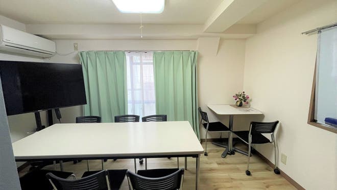【大井町駅徒歩3分】豊強ビル完全個室 会議室(6名)49インチ4Kディスプレイ、高速WIFI、ホワイトボード、電子レンジ無料★の写真9