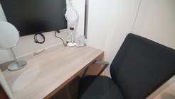 <ミニマルワークスペース浜松町一丁目店No.2>完全個室ワークブース💼Wi-Fi📶モニター🖥テレワーク/Web会議/Zoomの写真2