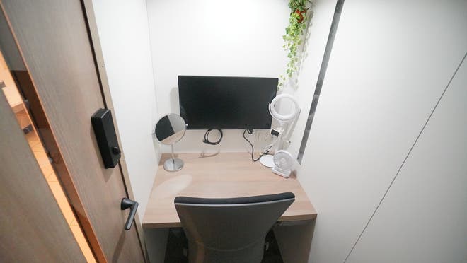<ミニマルワークスペース浜松町一丁目店No.2>完全個室ワークブース💼Wi-Fi📶モニター🖥テレワーク/Web会議/Zoomの写真4
