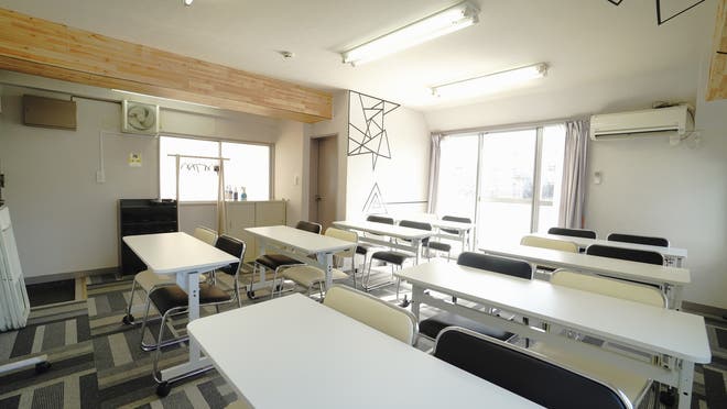 <シトリン会議室>東急プラザ渋谷,渋谷サクラステージ側!セミナー/勉強会/会議にオススメな明るい16名収容のお部屋⭐Wi-Fiの写真5