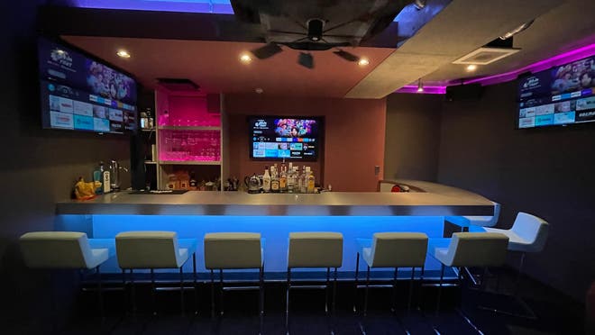 恵比寿駅近カラオケ有り!スタイリッシュなBARでオフ会やパーティーに♪の写真3