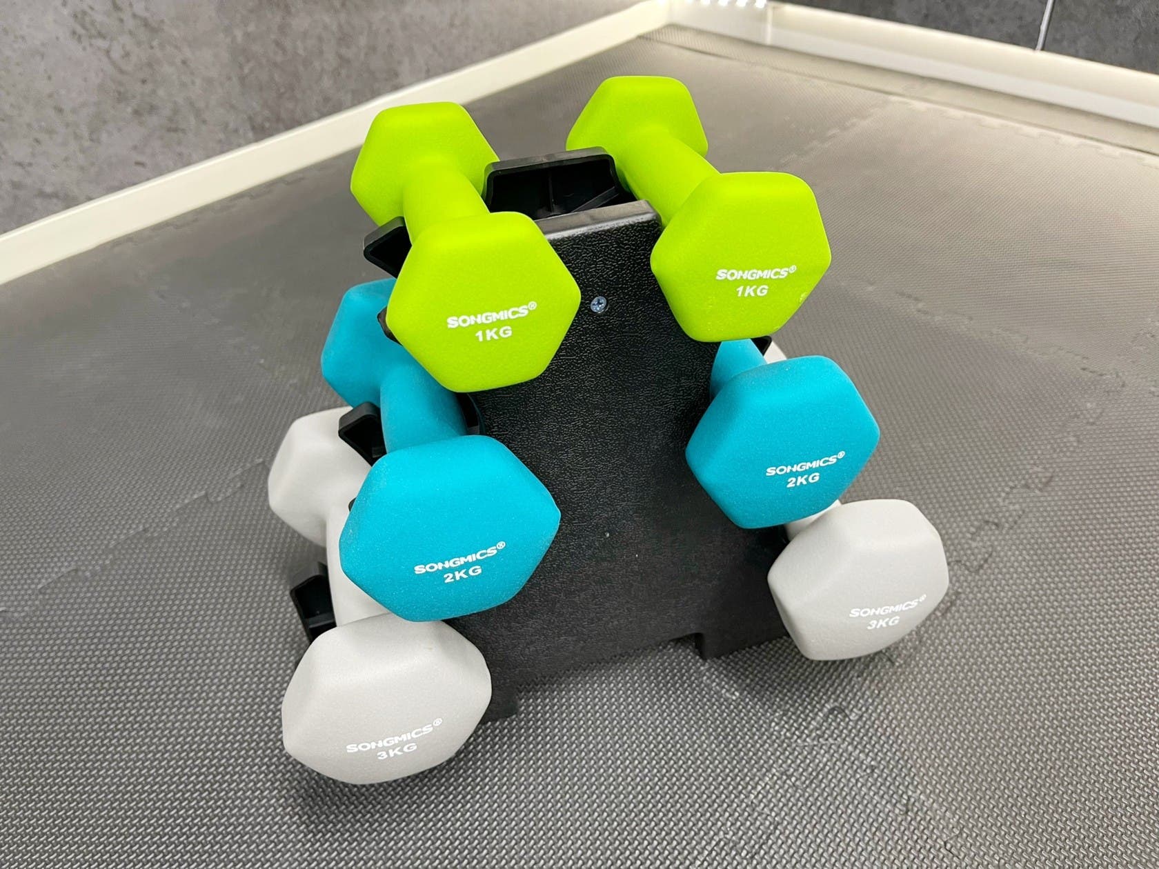 ★地域最安値★【高田馬場徒歩3分】設備充実・コスパ抜群の完全個室のオシャレなジム　撮影OK、ダンス可❗️の写真17