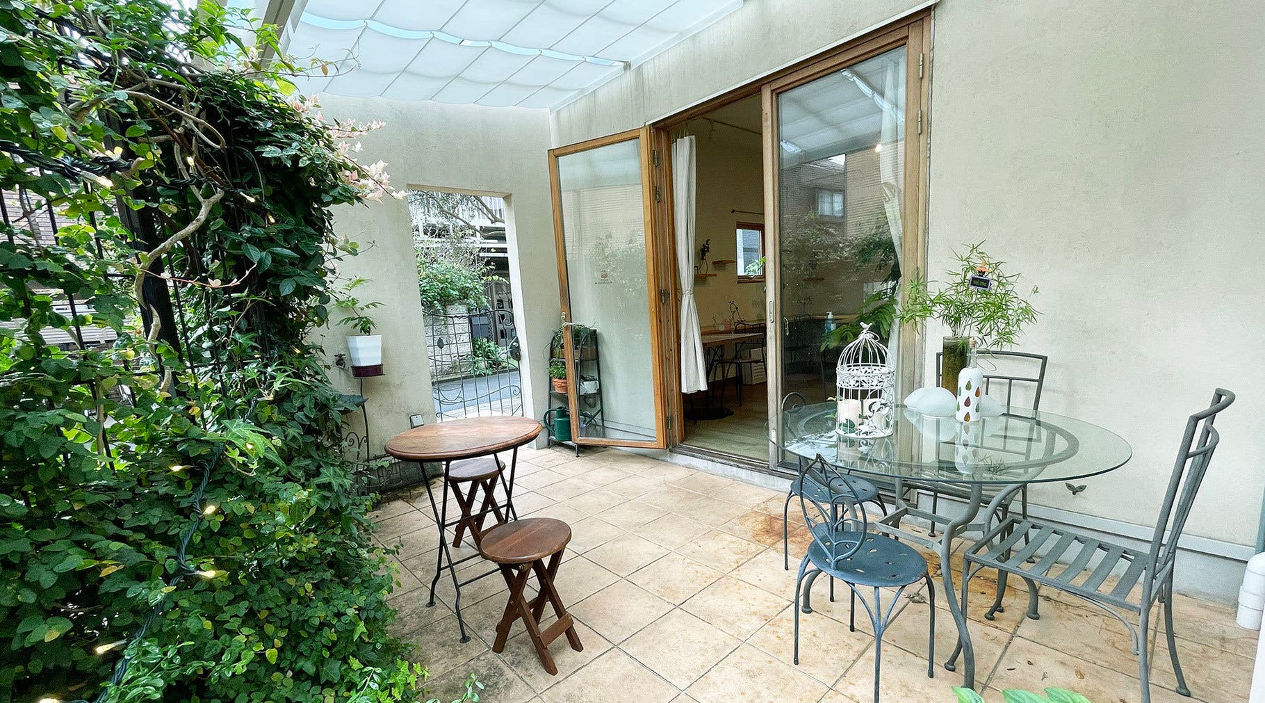 【祖師ヶ谷大蔵駅5分／テラス】ロケや撮影会、ポップアップストアに最適なペットOKのカフェのテラススペースの写真2