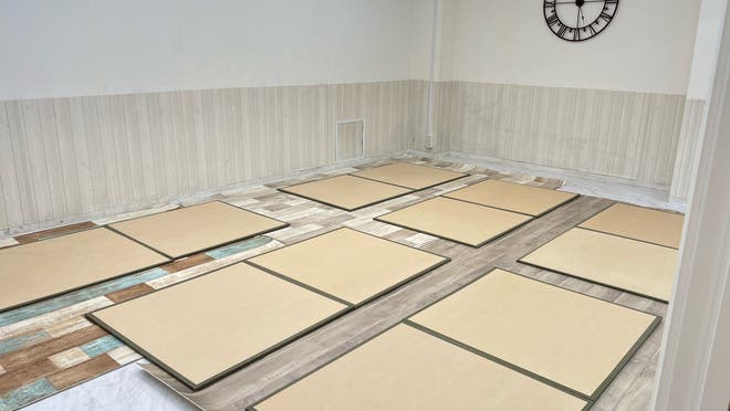 【横浜関内】リノリウム床にリニューアル!フラメンコ・タップ・バレエ・撮影可のダンススタジオ・鏡・モニター完備【ホワイトスタジオ】の写真4