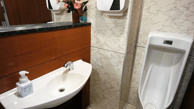 名古屋会議室 エフリードビル伏見錦店 レンタル展示場【伏見駅徒歩3分!最大300名収容可能な大規模レンタルスペース】の写真14