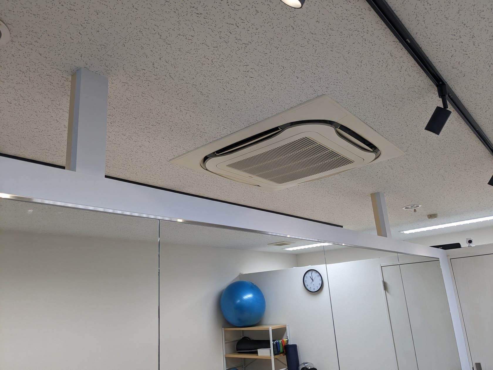 【薬院駅徒歩3分】清潔感のある個室レンタルジム/パーソナルトレーニング/整体/マッサージ/ヨガ/ピラティス/ダンス/格安/人気の写真29