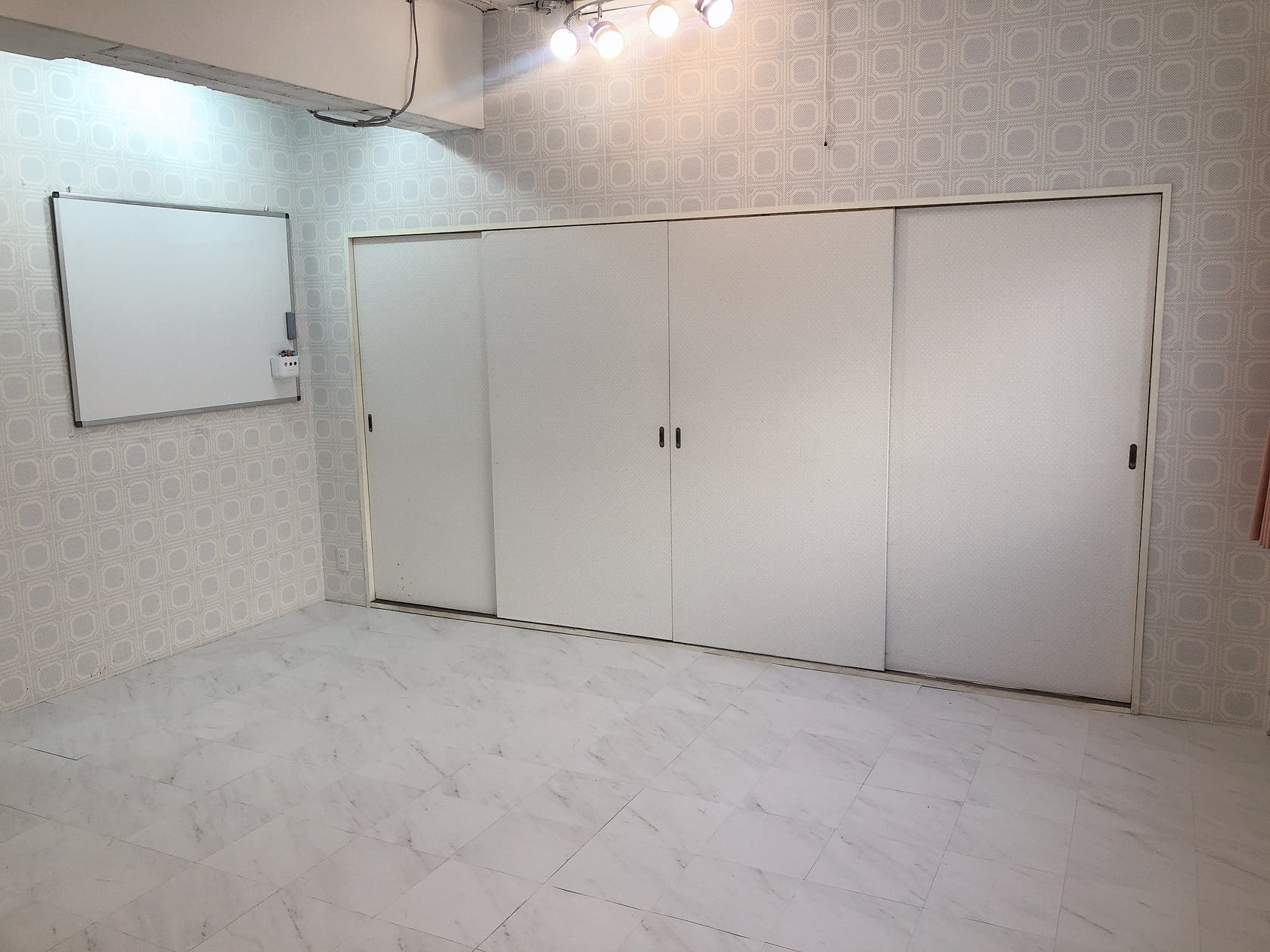 ⭐️半蔵門駅１分📺65型モニター！備品充実！オプション料金なし！の写真9