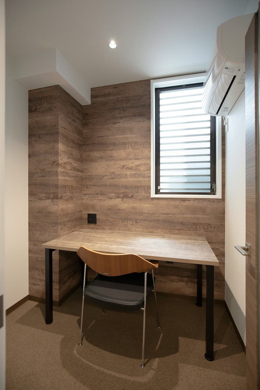 天満橋駅4番出口より6分＜個室【RoomC】テレワーク＞リモートワーク/高速wifi/モニター/勉強/都度清掃/1時間から利用可の写真8