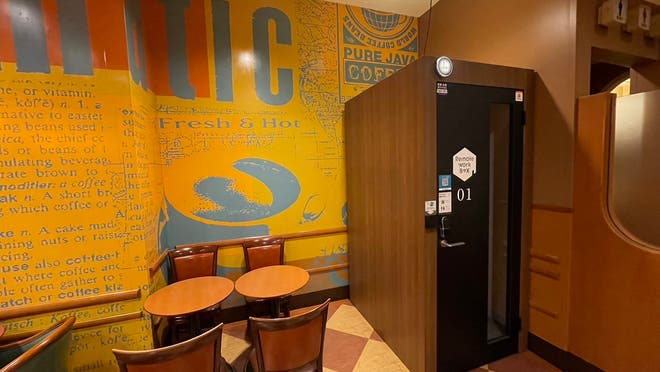 <RemoteworkBOX カフェ・ベローチェ博多大博通り店【No.1】>完全個室⭐️Wi-Fi無料!テレワーク/Zoomの写真1