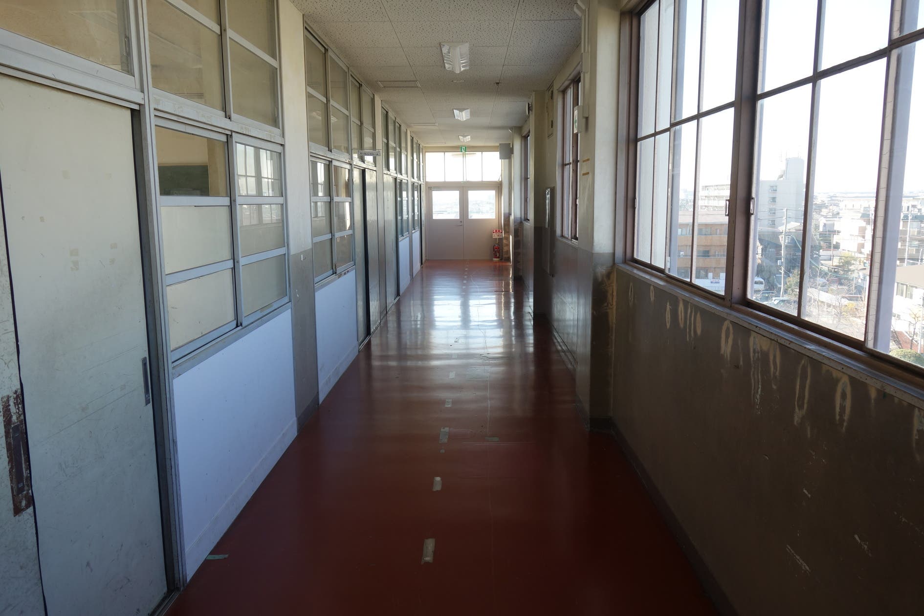 駅ちか！【コスプレ撮影！動画撮影！教室講演！】授業中の教室！小学校のそのままの教室が舞台です！の写真7