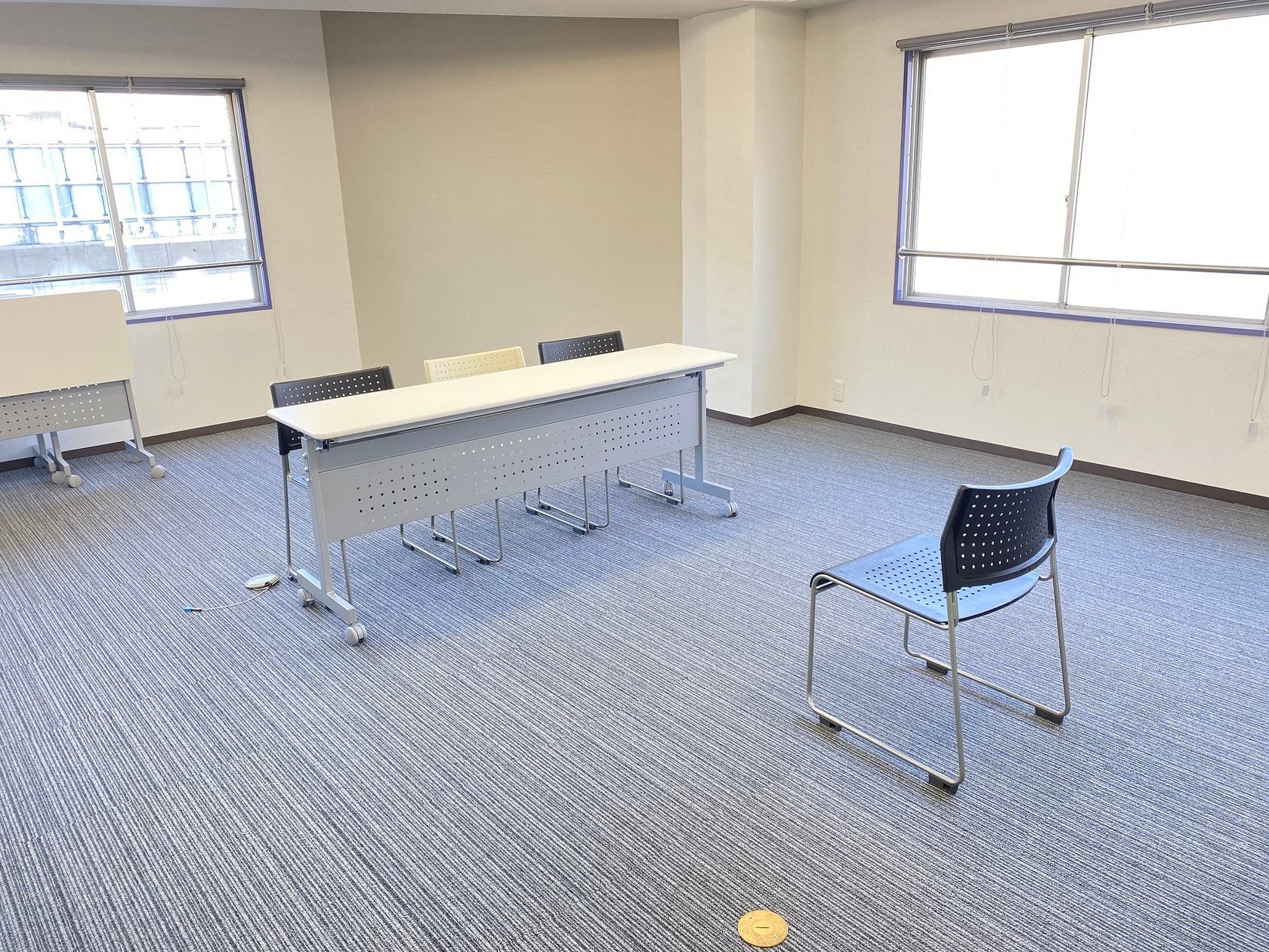 🎯新大阪駅徒歩1分🎯【インボイス対応で経費も安心】🌈隣に控室用意可能(要予約)🌈追加料金不要◆お気軽会議室新大阪terra◆◆の写真7