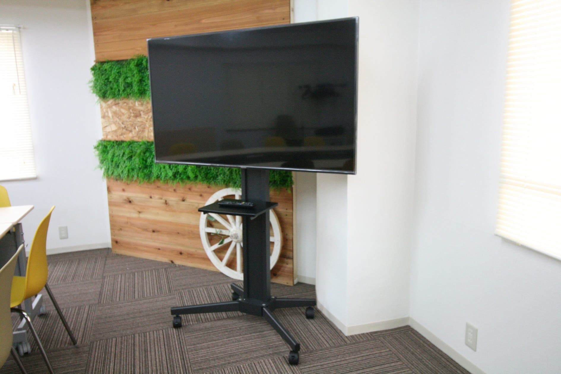 🎯新大阪駅徒歩1分🎯【ホワイドボード2台あり】🌈隣に控室用意可能(要予約)🌈追加料金不要🌈◆お気軽会議室新大阪grove◆◆の写真8