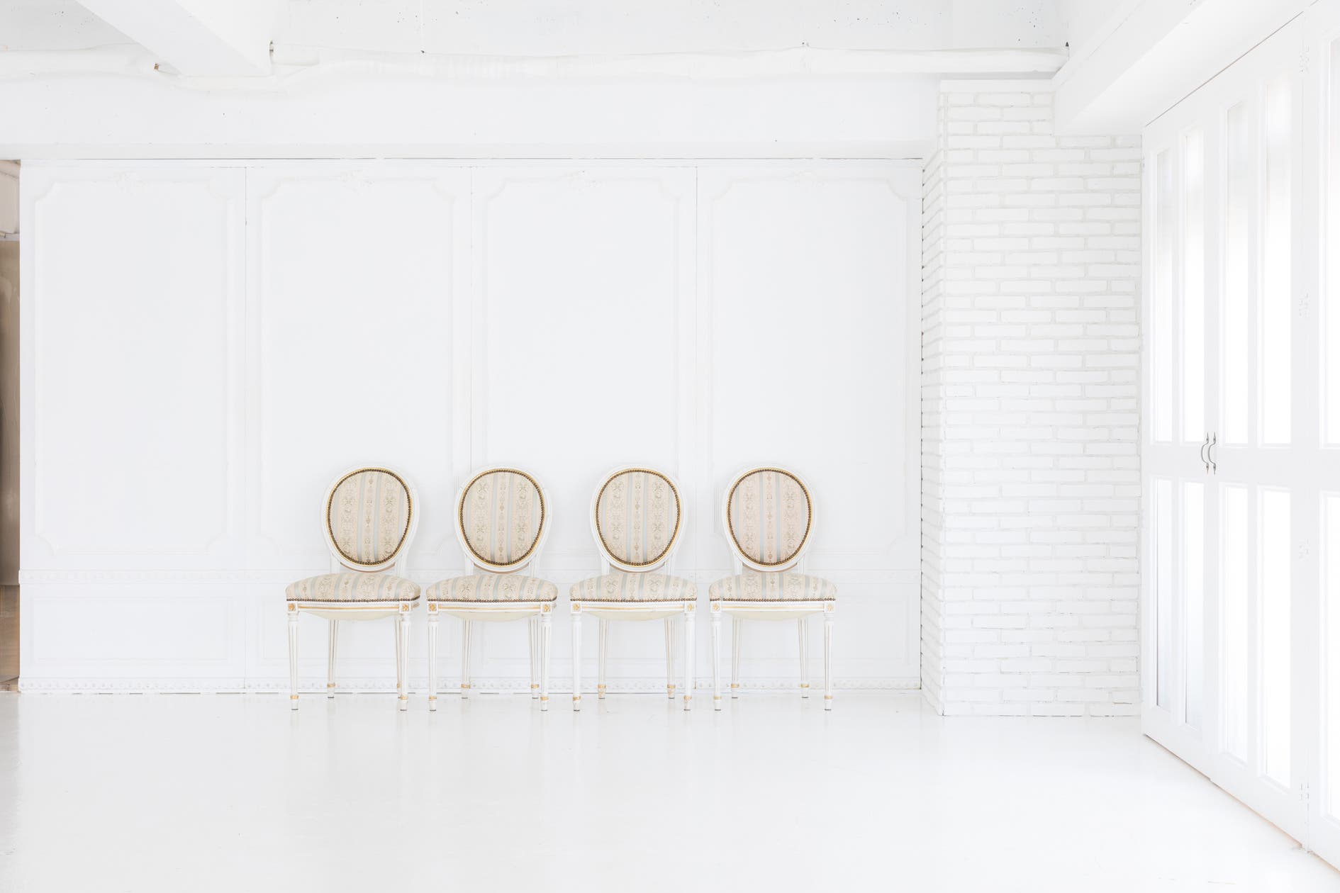 【笹塚・幡ヶ谷】広く明るい145㎡の白壁撮影スタジオ。新宿駅西口よりタクシー10分の写真7