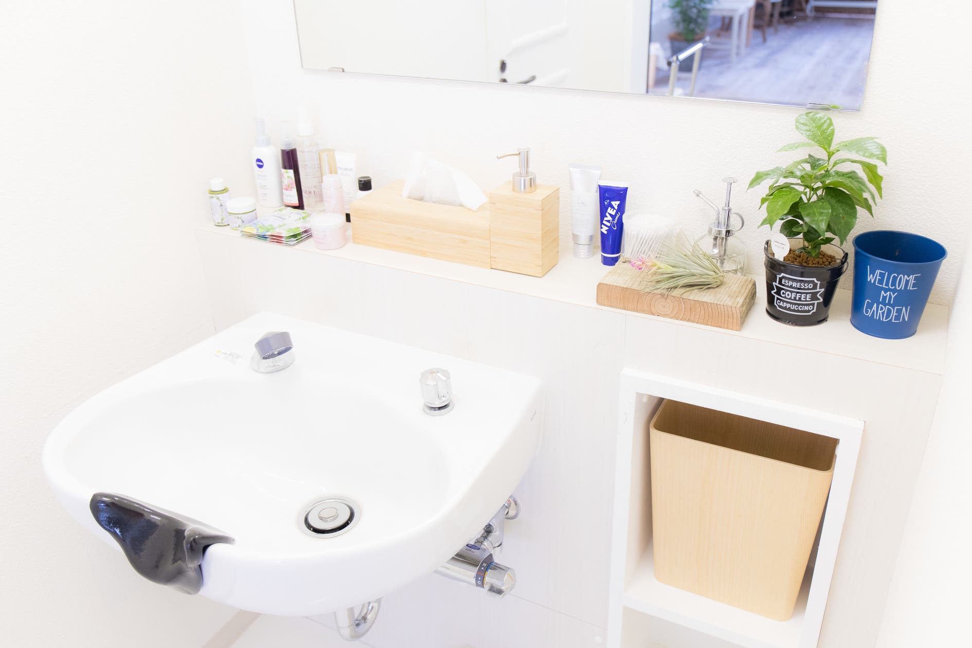 【笹塚・幡ヶ谷】広く明るい145㎡の白壁撮影スタジオ。新宿駅西口よりタクシー10分の写真29