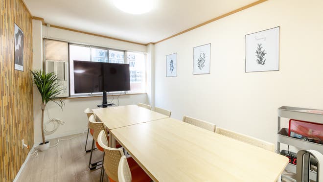 《201》なんば駅31番40秒//設備無料/光高速Wifi/25㎡/最大12名/リングライトの写真1