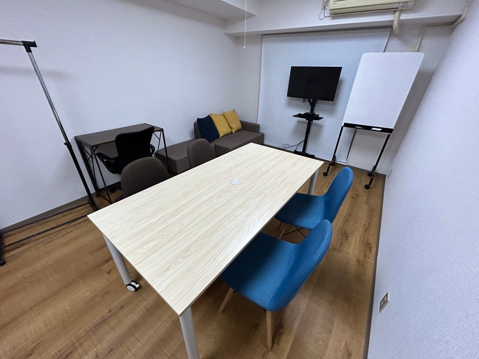 【浜松町＆大門2分】広々貸会議室💻ソファ席で寛げる✨️AmazonfireTVstick有📺ランドプレイス浜松町の写真7