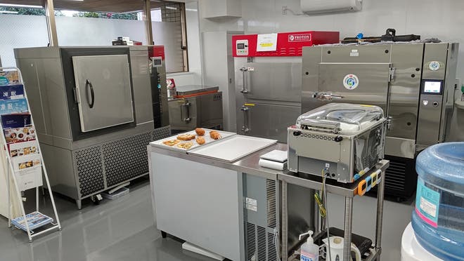 業界初!急速冷凍機レンタルサービス 東京都文京区「湯島天神から徒歩1分」見学OK無料です。の写真1