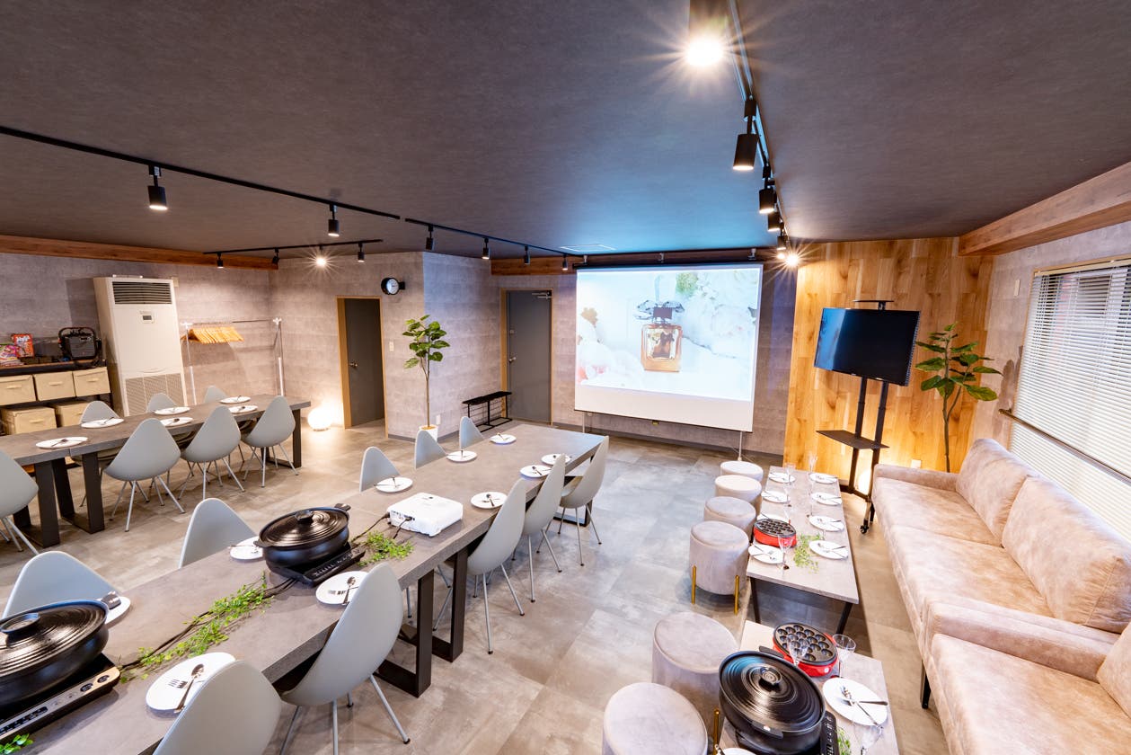 ベストホスト賞受賞スペース！秋葉原駅4分/着席35名/100㌅プロジェクター/飲食可/利用後清掃おまかせ可/ビジネス・パーティーの写真15