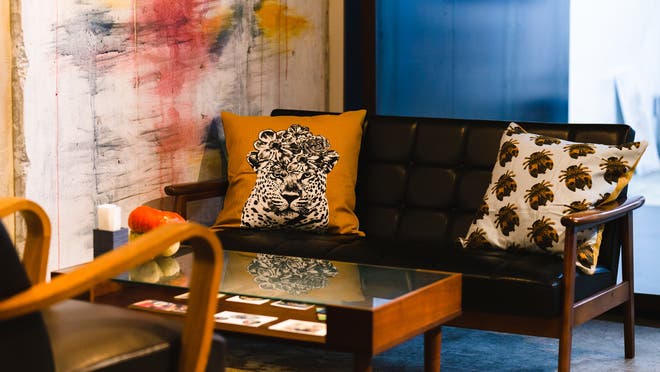 湘南深沢駅徒歩11分、格安プラン有り。広々135㎡、コーヒースタンドを併設、晴れの日は柔らかい自然光が入るフォトスタジオの写真24