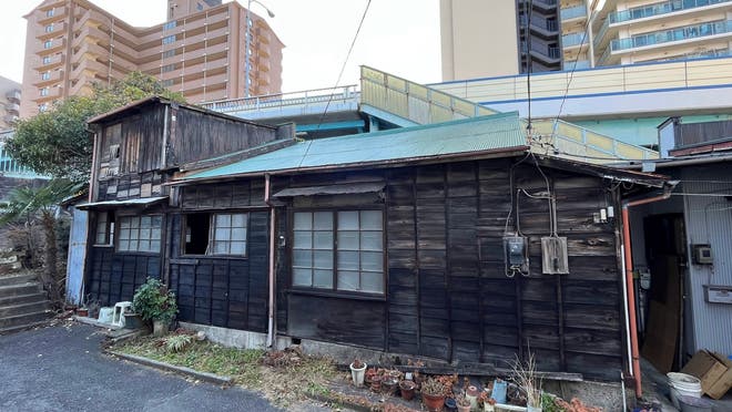 まるで映画セットのような町工場。1950年代の東京の下町の光景をそっくりそのまま貸し出し。の写真1