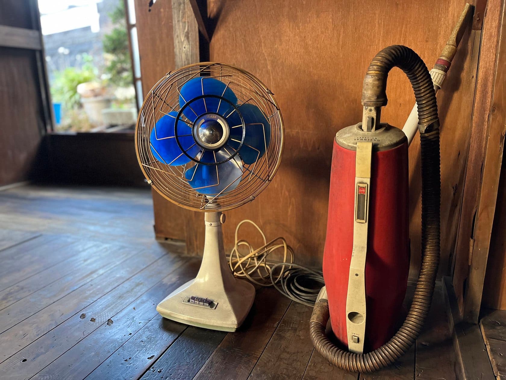 まるで映画セットのような町工場。1950年代の東京の下町の光景をそっくりそのまま貸し出し。の写真7