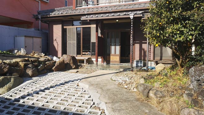 1軒家を贅沢に貸し切り!大宮台ひだまりと本の家の写真1