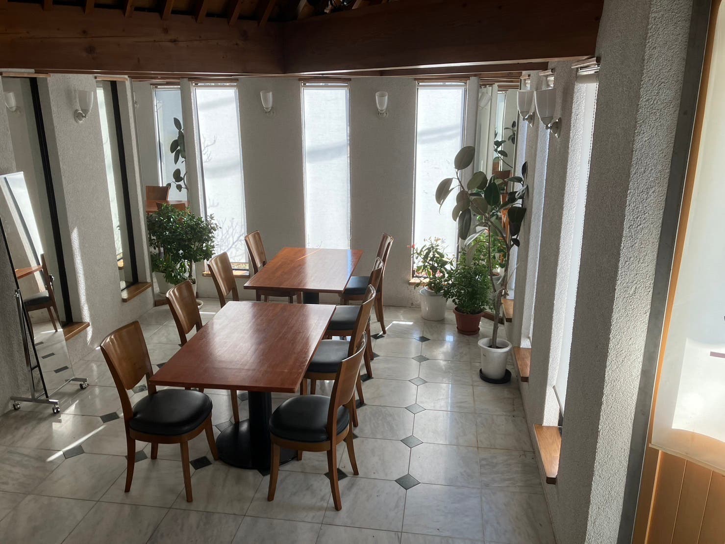 伊勢原大山ICから車で5分、厚木ICから15分。多目的スペース。女子会・誕生日会・ママ会・スチール/ 動画撮影などに！の写真4