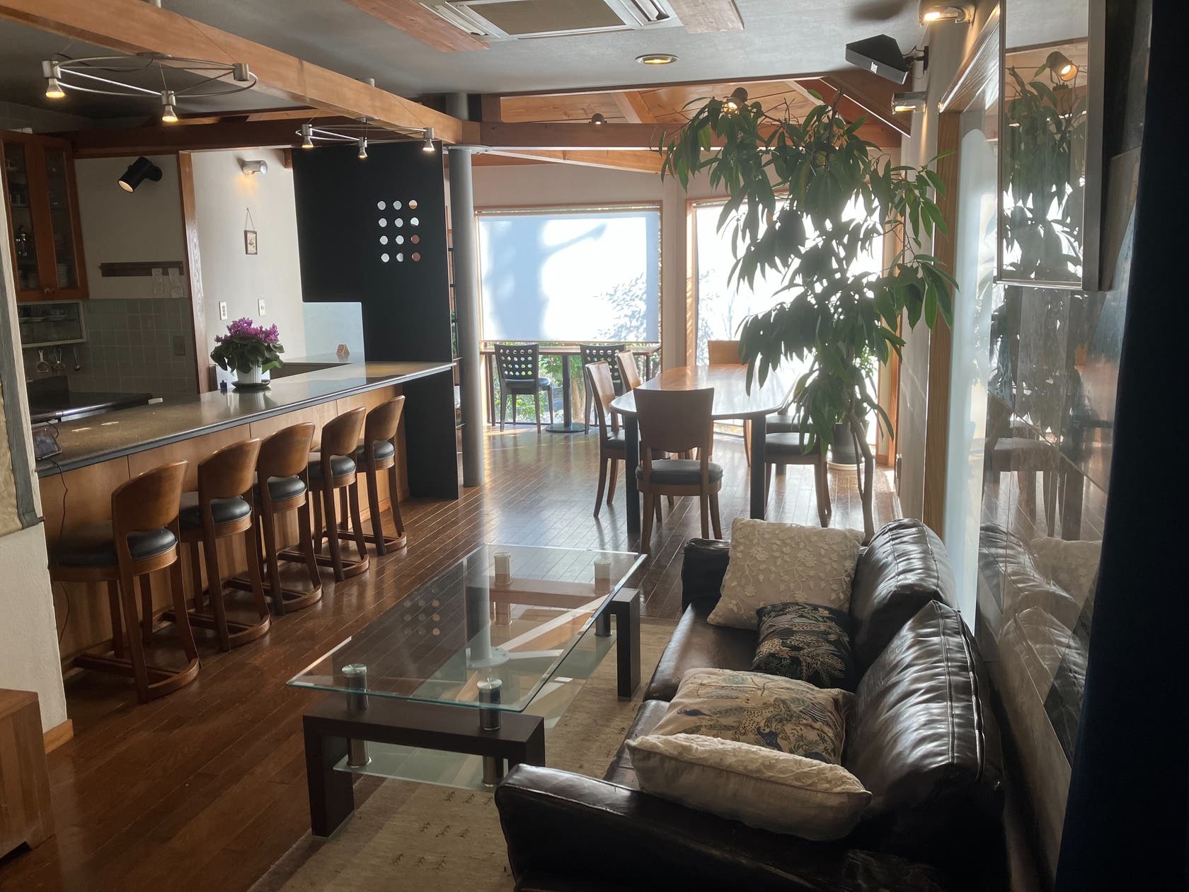 伊勢原大山ICから車で5分、厚木ICから15分。多目的スペース。女子会・誕生日会・ママ会・スチール/ 動画撮影などに！の写真7