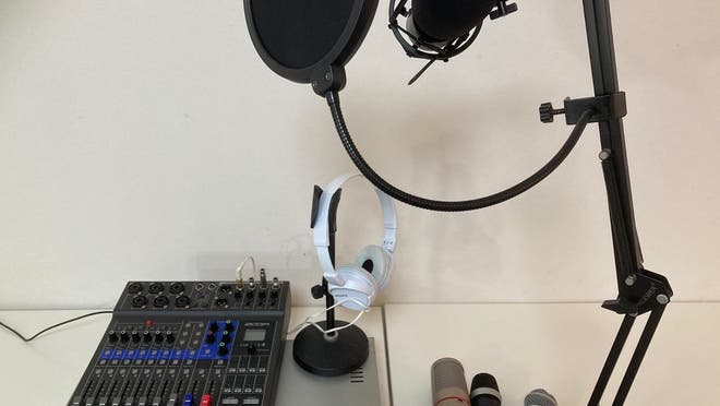 撮影・コスプレ・オンライン配信・動画撮影・音声収録に(照明・スマホ三脚・グリーンバック・配信機器貸し出し可)の写真5