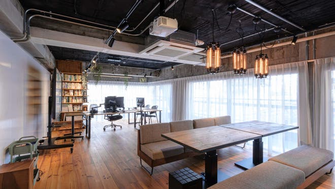 十三駅から徒歩5分!壁一面ホワイトボード/100インチプロジェクター/75インチモニター/仕事環境の充実したワークスペースの写真1