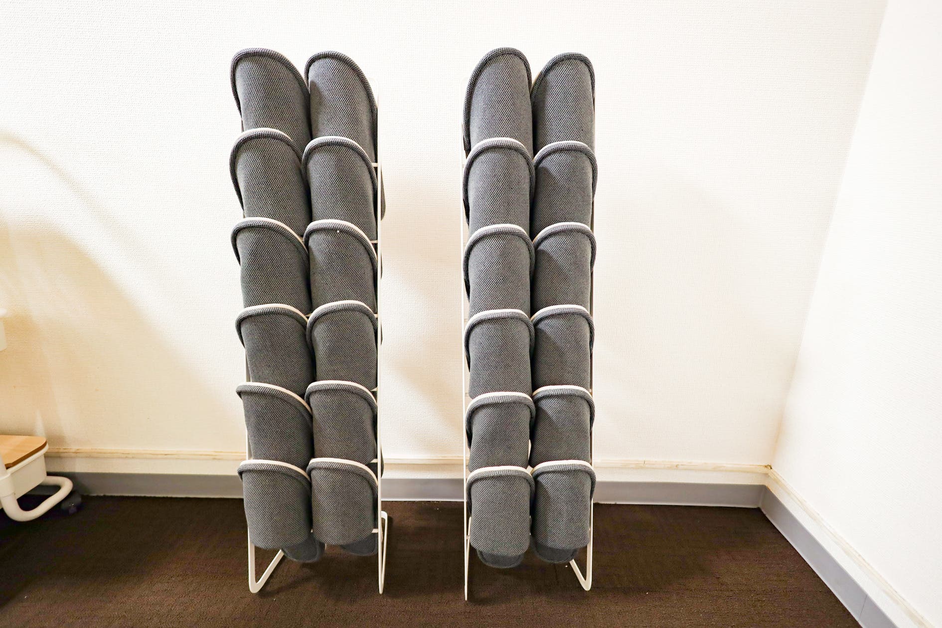 四ツ谷駅🚶‍♂️2分🍀最大20名可🍀 光WIFI/大モニター/ホワイトボード/施術ベッド備品全無料✨1日プラン有✨会議/ゲームの写真23