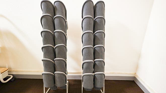 四ツ谷駅🚶♂️2分🍀最大20名可🍀 光WIFI/大モニター/ホワイトボード/施術ベッド備品全無料✨1日プラン有✨会議/ゲームの写真23