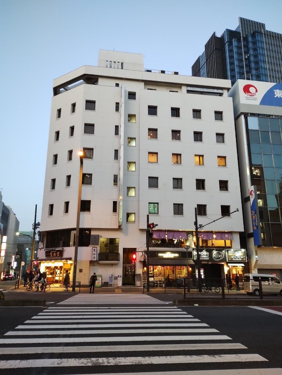 四ツ谷駅🚶‍♂️2分🍀最大20名可🍀 光WIFI/大モニター/ホワイトボード/施術ベッド備品全無料✨1日プラン有✨会議/ゲームの写真25