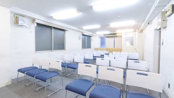 【秋葉原駅徒歩3分!同規模最安!】44名利用可!セミナー向け!プロジェクター・WiFi全て無料!ふれあい貸し会議室 秋葉原Aの写真19