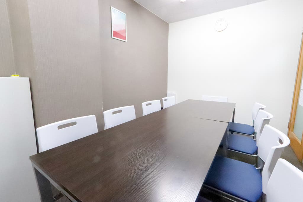 【東京駅最安！東京駅2分 日本橋駅2分】会議に！プロジェクター/WiFi/複合機全て無料！ふれあい貸し会議室 八重洲No10の写真5