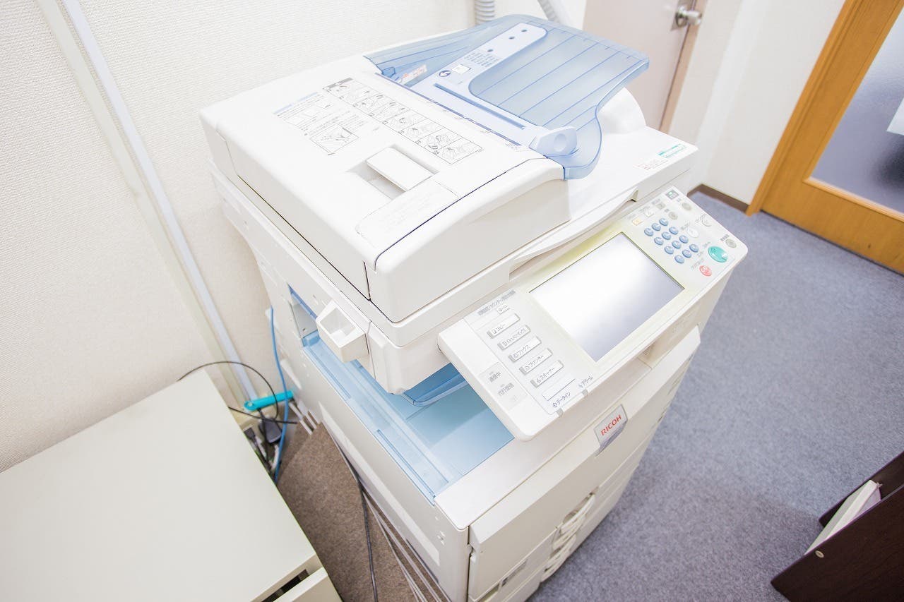 【東京駅最安！東京駅2分 日本橋駅2分】会議に！プロジェクター/WiFi/複合機全て無料！ふれあい貸し会議室 八重洲No10の写真11