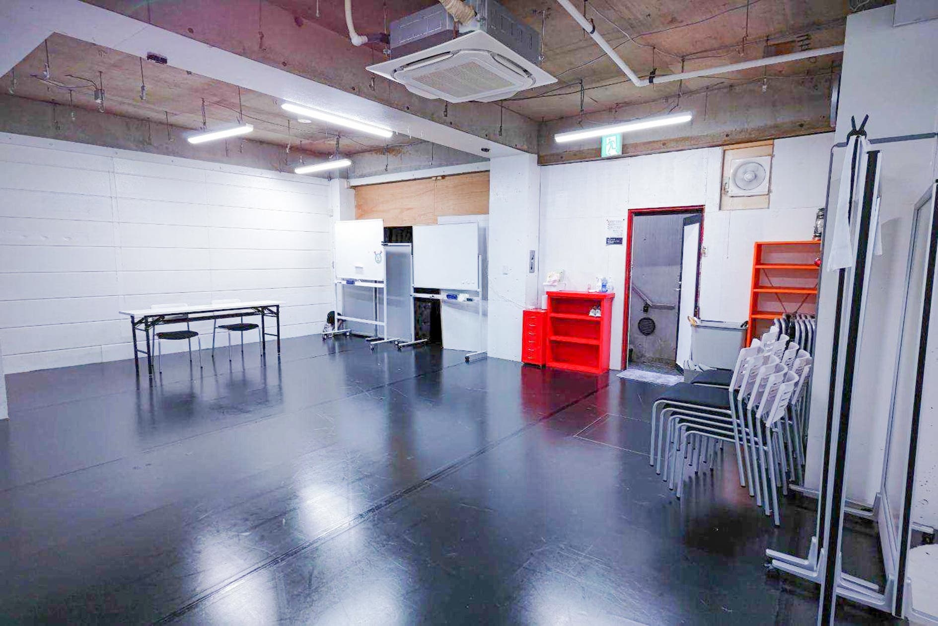 《夜間半額キャンペーン中》南阿佐ヶ谷駅すぐ！！深夜も利用できるレンタルスタジオ！！の写真4